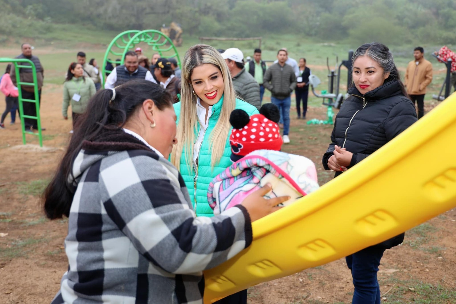 Gobierno entrega nueva área recreativa en Rayón - OPINION PUBLICA S.L.P.