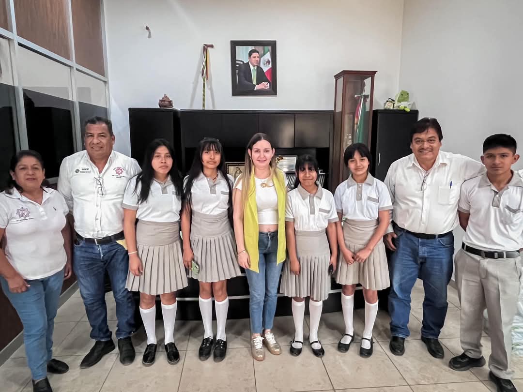 Ayuntamiento de Matlapa Reafirma su Compromiso con la Educación ...